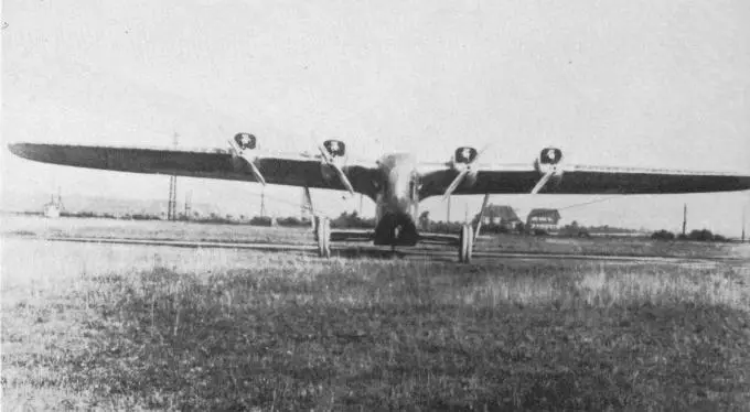 Sa memorya ng Pioneer of Aviation Adolf Rorbach at ng kanyang sasakyang panghimpapawid