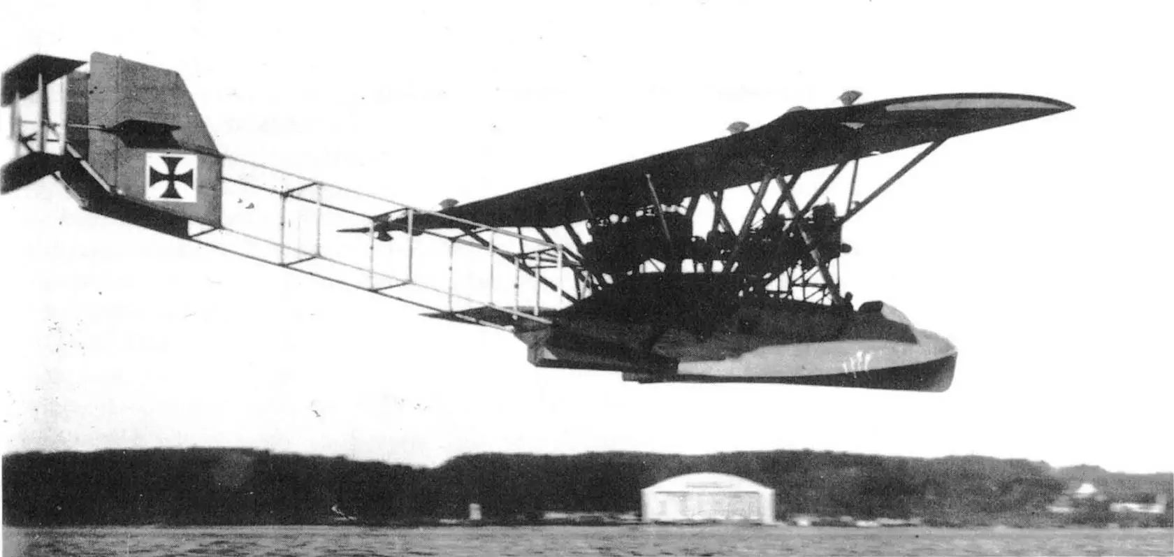 Bombardeiros pesados ​​zeppelin-werke lindau g.m.b.h. Barco volador Dornier Rs.II. Alemaña