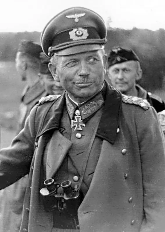 Heinz Guderian este considerat tatăl trupelor germane de rezervor