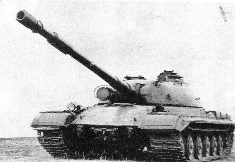 Unsa man ang mahimong tank ip-11 o ang butang 770. USSR