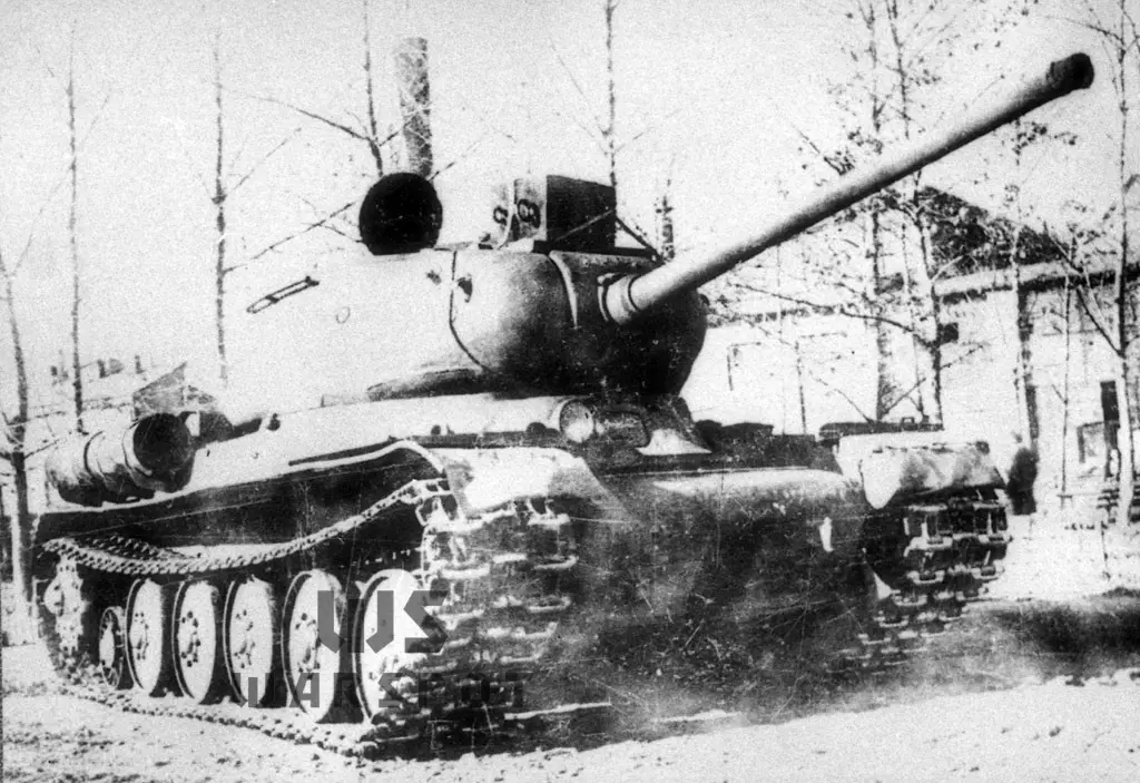 Yuri Pasholok. IS-6 - non nell'ampiezza