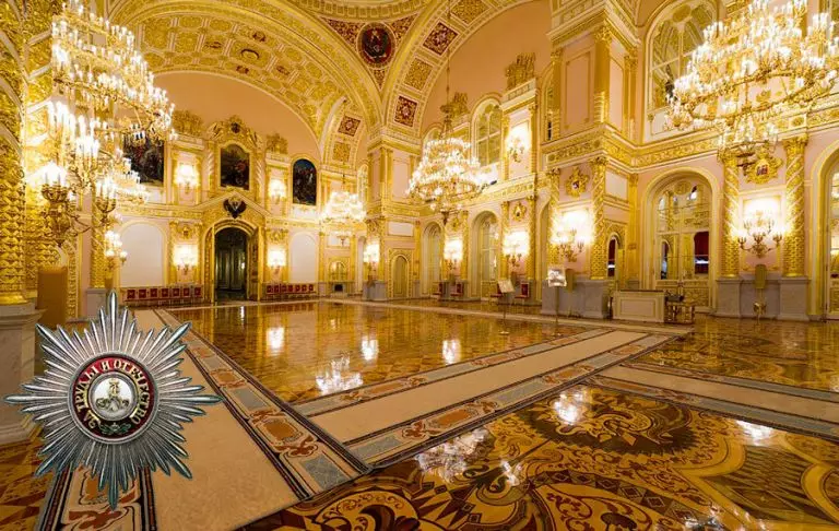 Figure 4. Alexandrovsky Hall of the Kremlin.