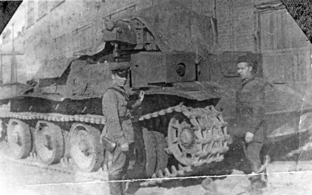 Yuri pasholok. T-29 - T-28 kotača