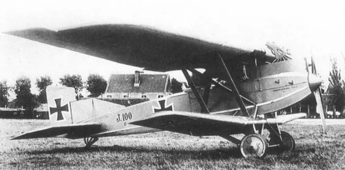 Kaisers flygande stridsvagnar. Del 3.2 Infanteriflygplan Junkers J.1