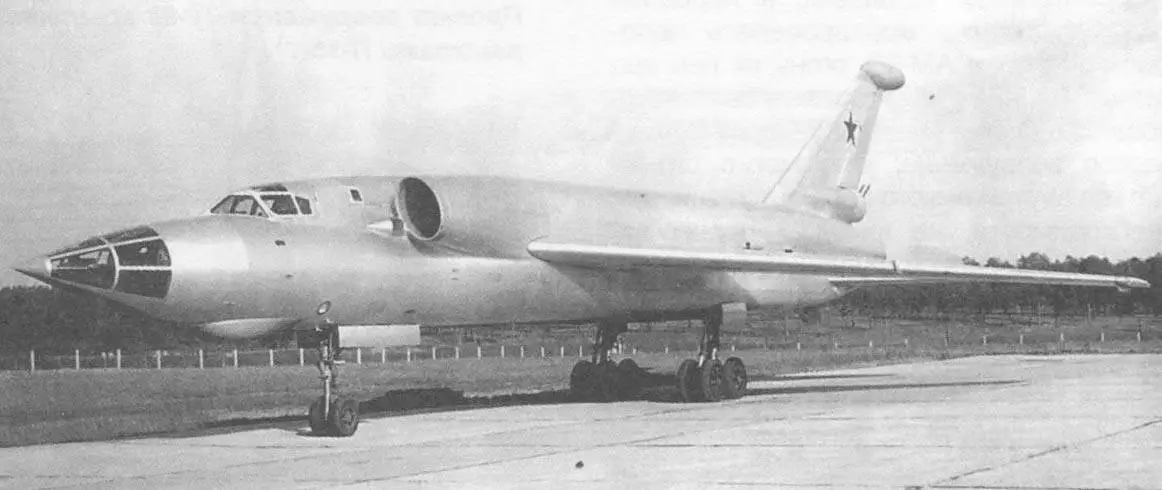 Tu-98 pri továrenských testoch, 1956