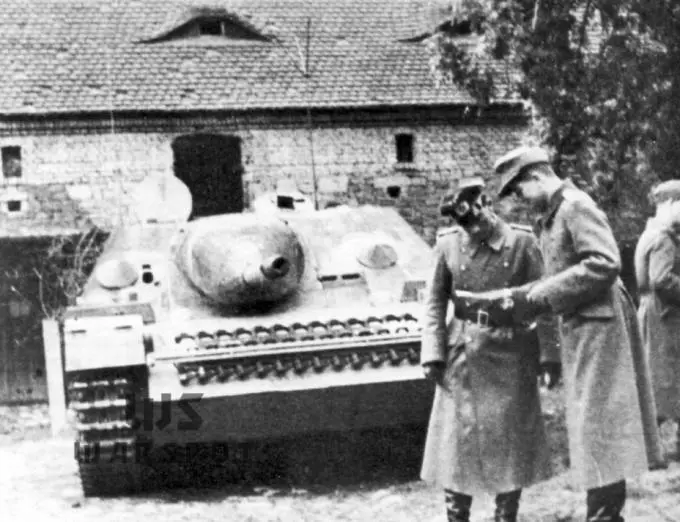 STUG gorau. Diffoddwyr tanciau iv Jagdpanzer. Almaen