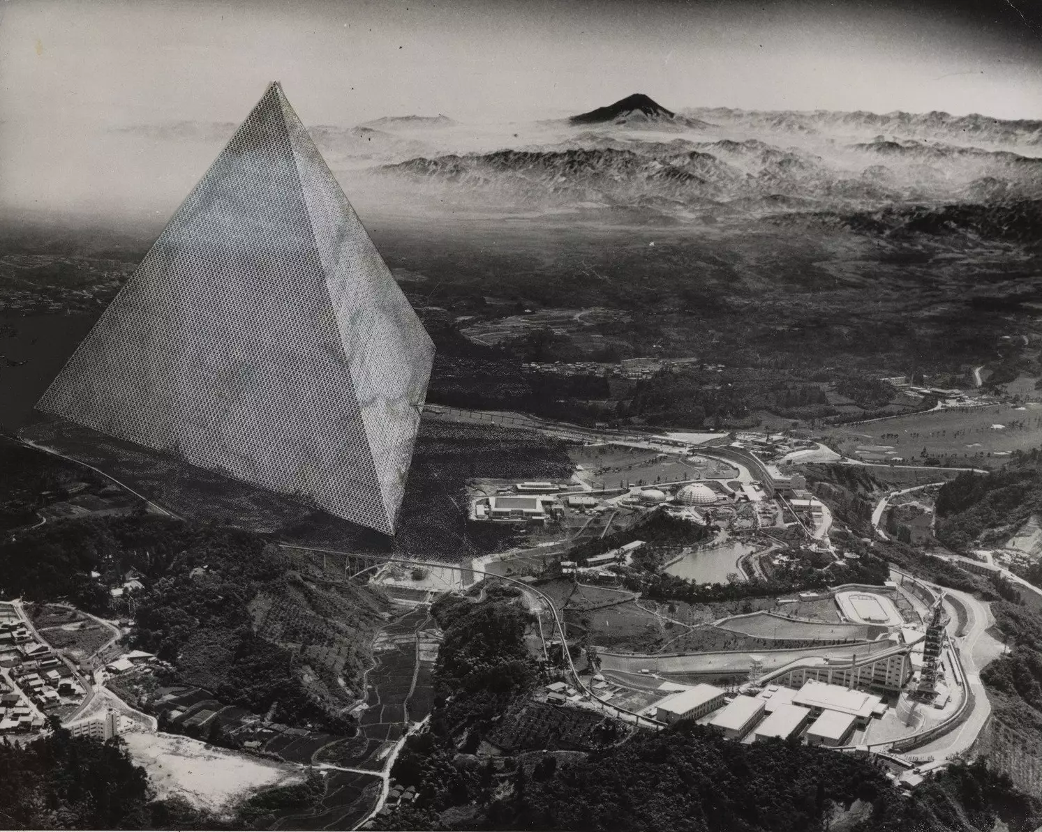 New Mount Fujiima. Tetra City Bucker Fuller