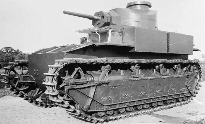 Yuri Pasholok. Paraan ng pag-scale. Kasaysayan Medium Tank T2.