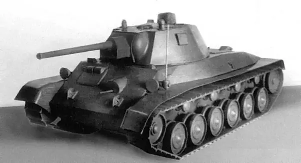 T-34? Polemika artikolo