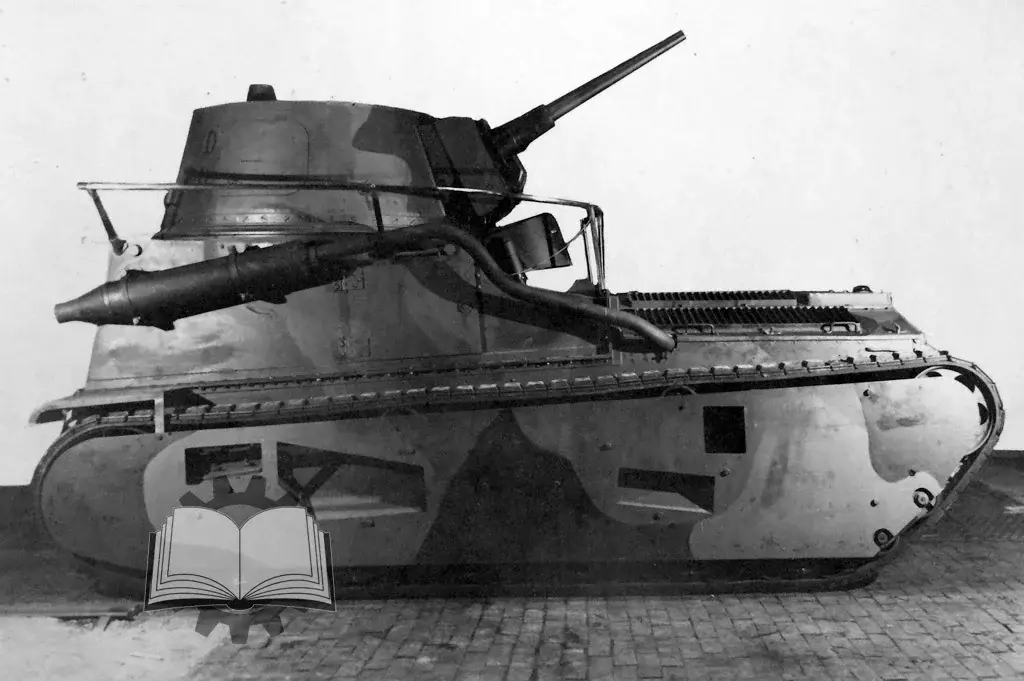 L.TR.KP, tal tanque converteuse na final do desenvolvemento