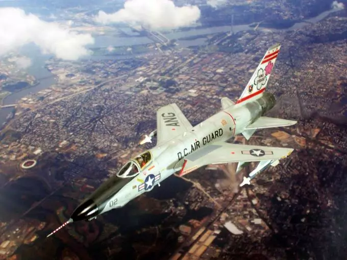 O isi mea e maua ai moli moli o le Republic F-109 Thundertart. USA