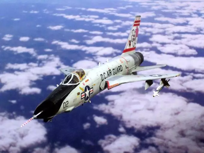 O isi mea e maua ai moli moli o le Republic F-109 Thundertart. USA