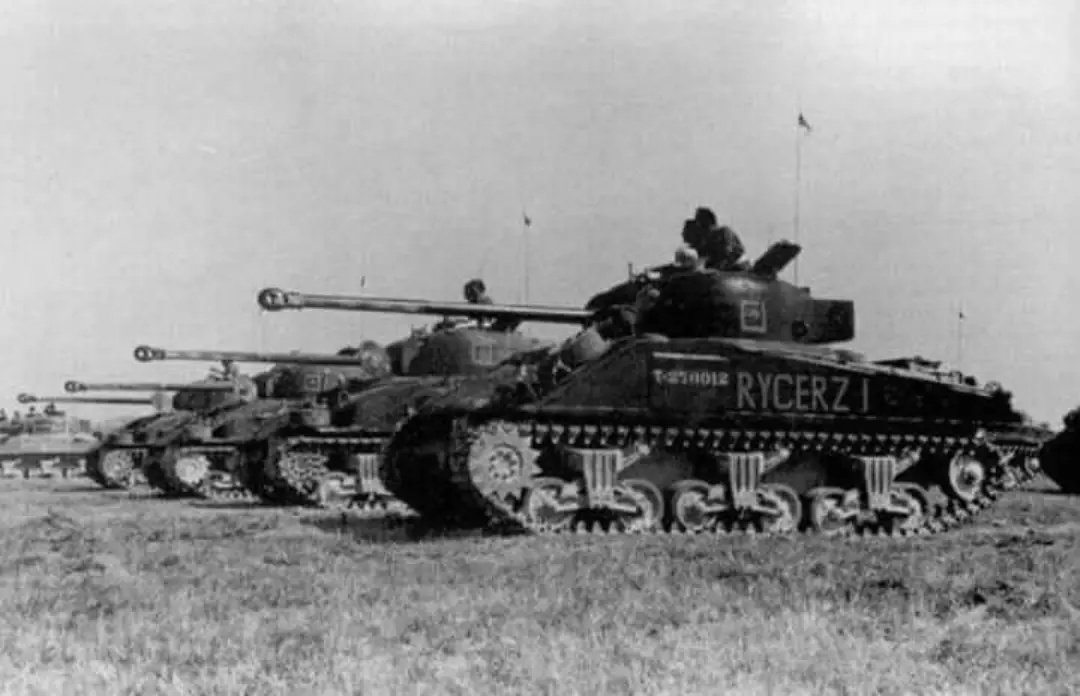 Modernisierung auf Englisch oder amerikanischer Tank mit englischer Waffe 33036_9