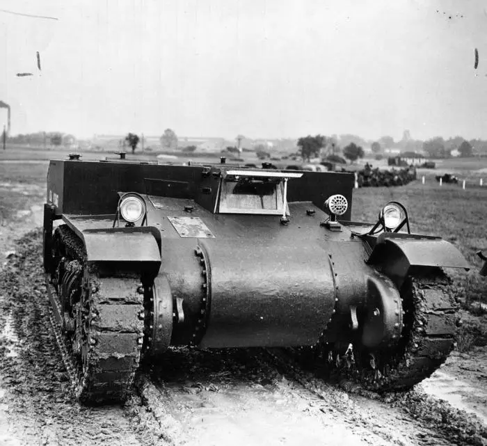 ເພື່ອນຮ່ວມຫ້ອງຮຽນຮັບຮູ້. Light Tank M2A4. ອາ​ເມລິ​ກາ