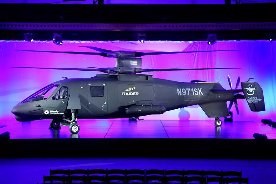 Presentatioun vum Neiste Helikopter Sikornsky s-97 Raider. USA