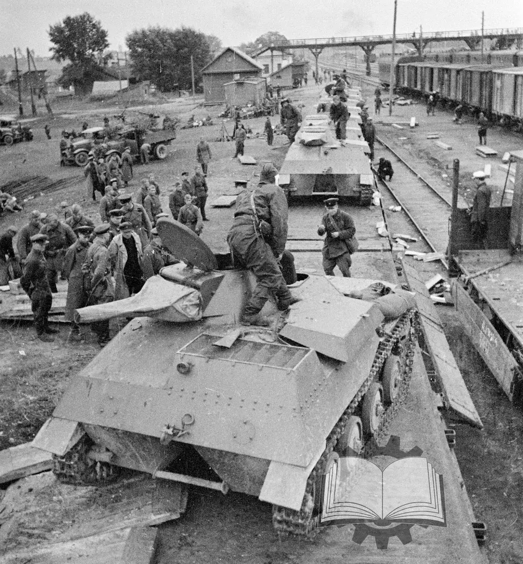 Ukrcaj T-30 iz 42. tenkovske brigade, Naro-Fominsk, kraj rujna 1941. godine. Vidi se da tenk ima nišu, ali nema elise i kormila.