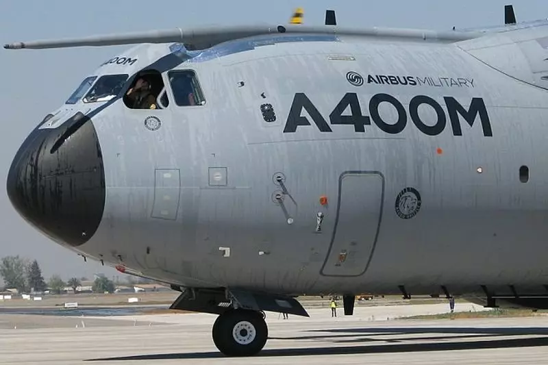 Chilean Air Show FIDAE-2012 - apresentação de estreia do avião de transporte militar europeu A-400M