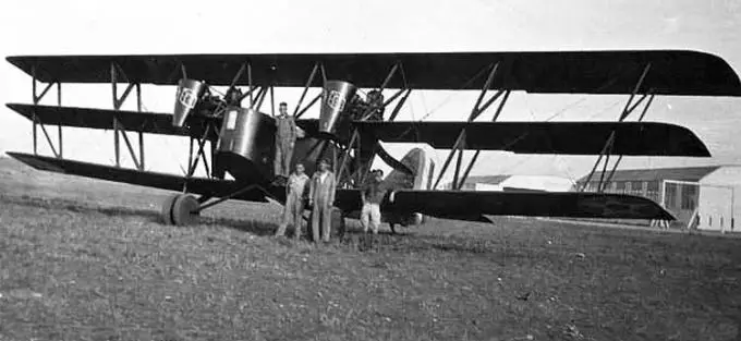 Lub dav hlau tua rog Boeing Qauv 10 (GA-1, GA-2). Tebchaws Asmeskas