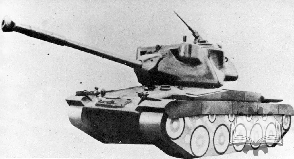 Mock-up av Medium Tank T42 i den andre iterasjonen. Det er fortsatt veldig likt T37, men maskingeværene i blemmene er allerede fjernet fra tårnet.