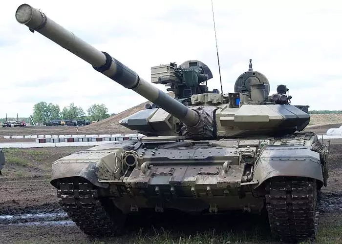 Ruslands vigtigste kampvogn er T-90.