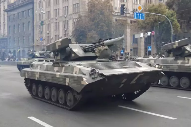 Naujas BMP-1