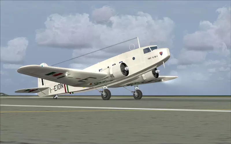 Aeronaves de pasaxeiros de dúas portas Fiat G.18. Italia