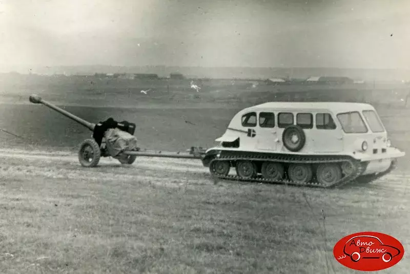 T-56 με όπλο Zis D-44