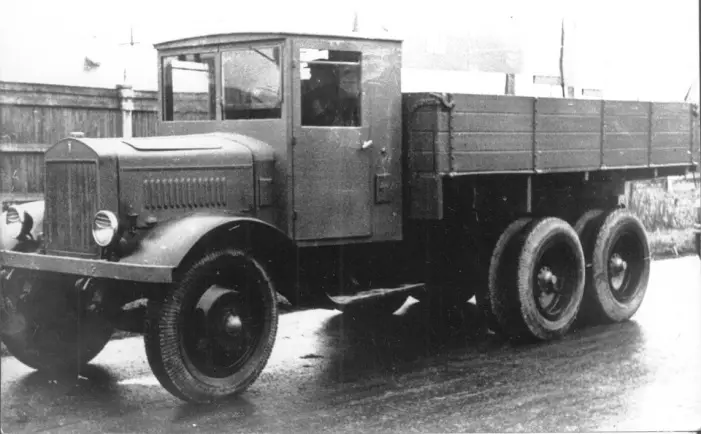 Yag-10 - il più potente camion di fabbricazione sovietica degli anni '30