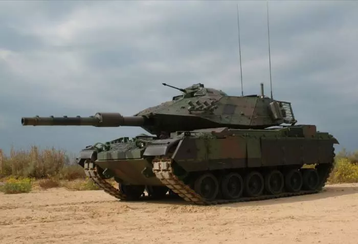 Turkish-Israeli American o ang pangunahing tangke ng labanan M60T 