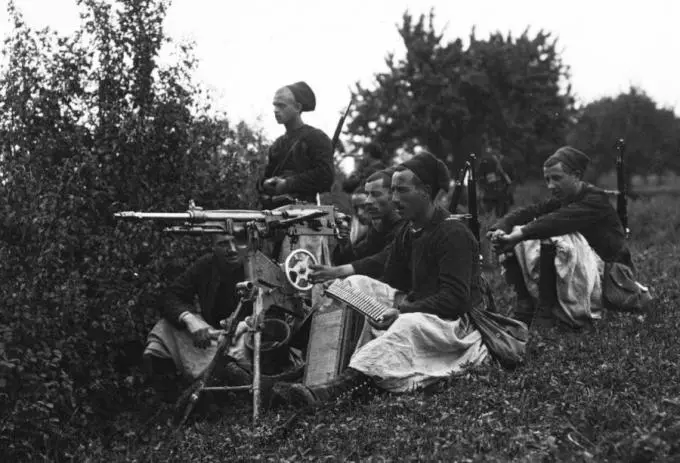Orang Prancis yang berubah-ubah. Saint-Etienne Mle Machine Gun 1907
