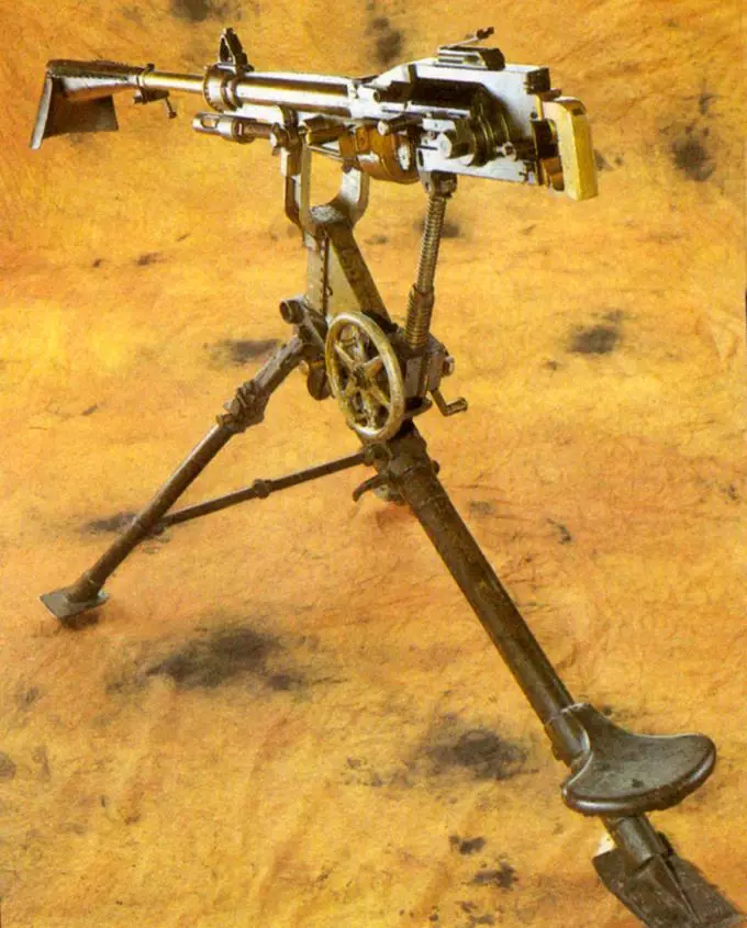 கேப்ரிசியோஸ் பிரெஞ்ச்மேன். Saint-Etienne Mle Machine Gun 1907.
