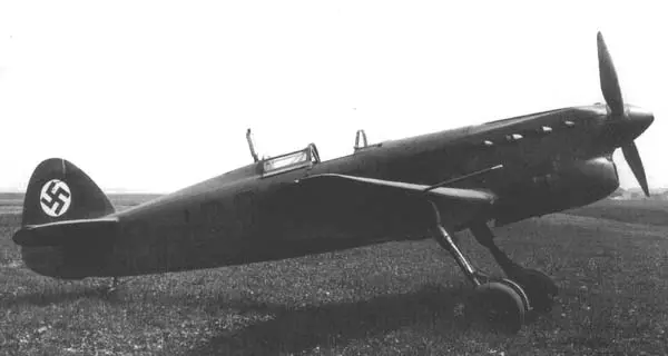 Wapiganaji wa Czechoslovak B-35 na AV-135.