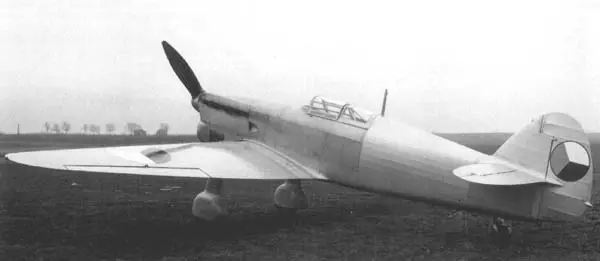 Czechoslovak Fighters B-35 le av-135