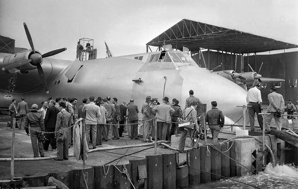 Wat in gans! Super Swiere Flying Boat Hughes H-4 (HFB-1) Hercules. USA