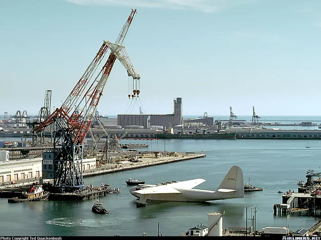 Ямар галуу вэ! Супер хүнд нисдэг завь Hughes H-4 (HFB-1) Hercules. АНУ