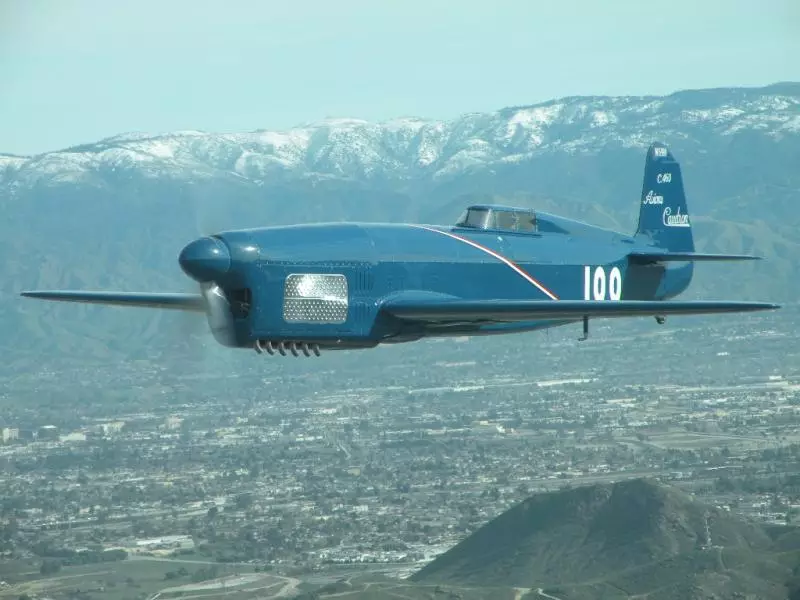 84 jaar geleden bewees een elegante dame - Wetenschap van aerodynamica - opnieuw dat ze dat is