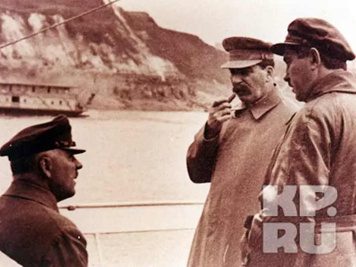 საჩუქარი Comrade Stalin