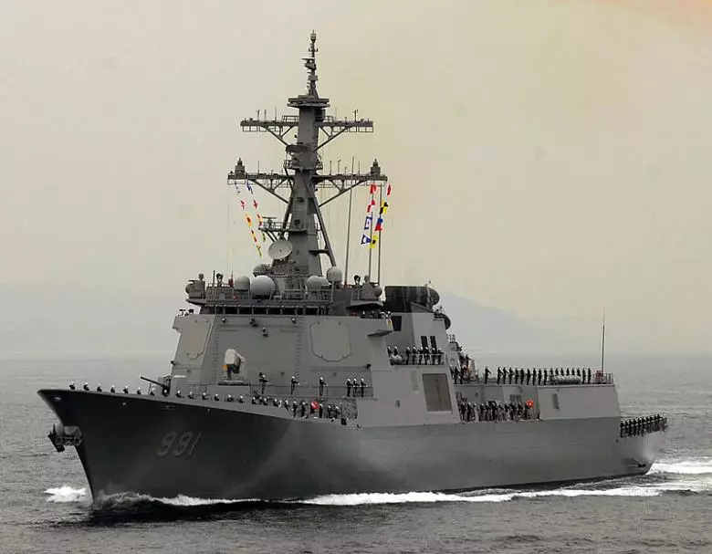 DDG-177 Atago และ DDG-991 Sejong the Great (KDX-III):