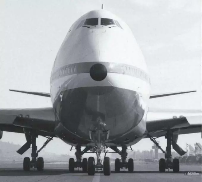 Progetti di carriera aerei volanti Boeing 747 AAC e combattente a bordo Boeing 985 micro combattente. Stati Uniti d'America