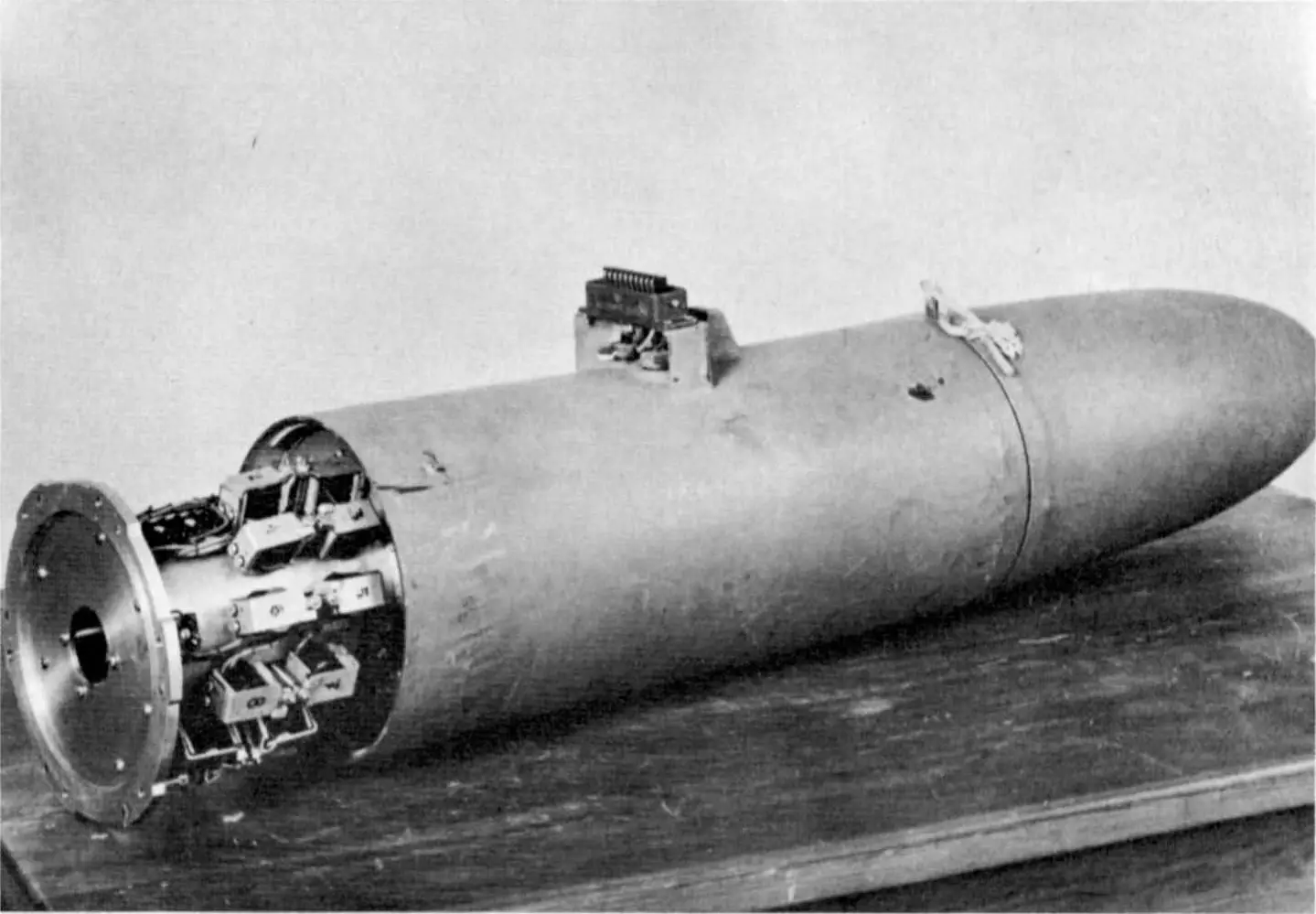 Bomba de planificación Blohm und Voss BV 143 A. Alemaña. Parte 2