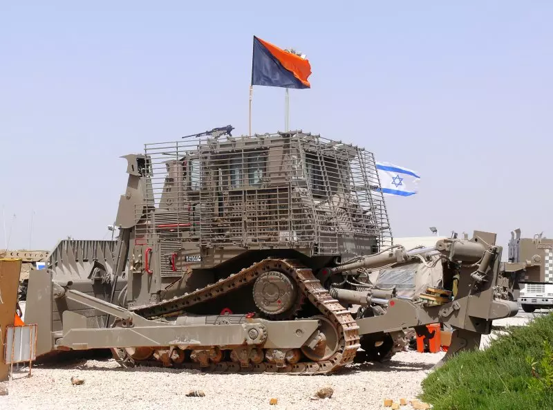 IDF teddy orso - Caterpillar D9R bulldozer