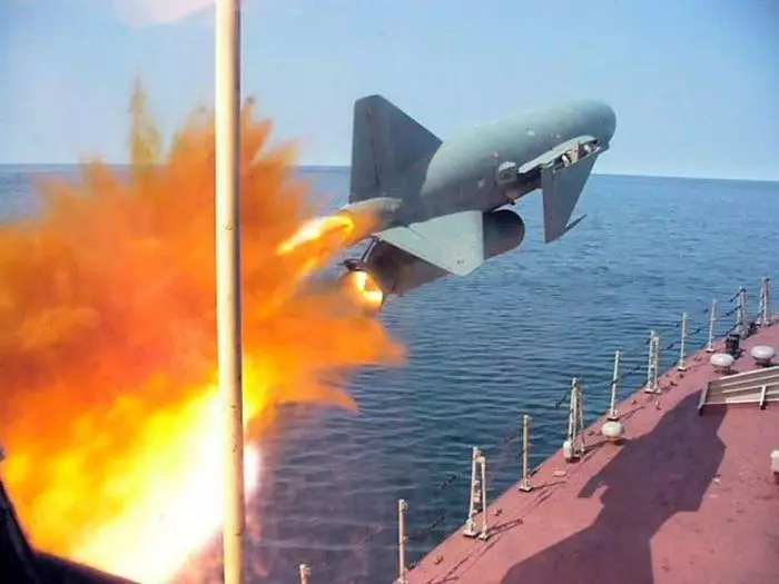 Cruise missiles na jirgin ruwan Rasha. Abubuwan ci gaba