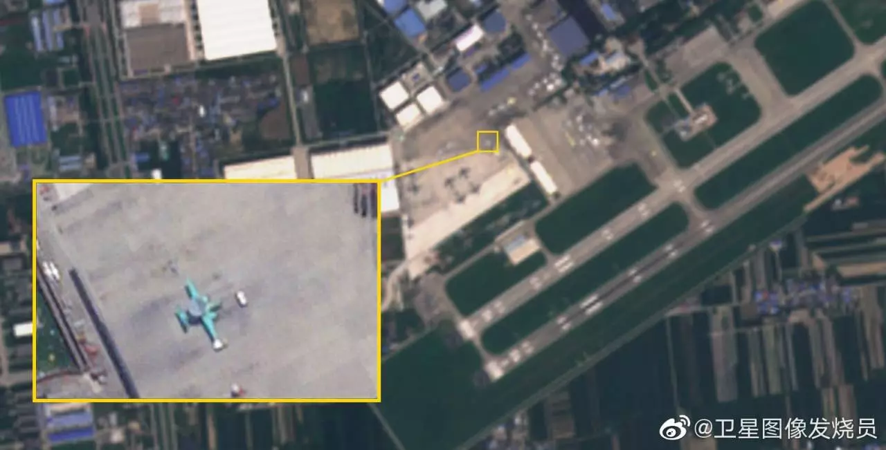 Satellitenaufnahme des Flugplatzes, wo KJ-600 getestet wird. Foto 卫卫 图像 发烧员 / Weibo