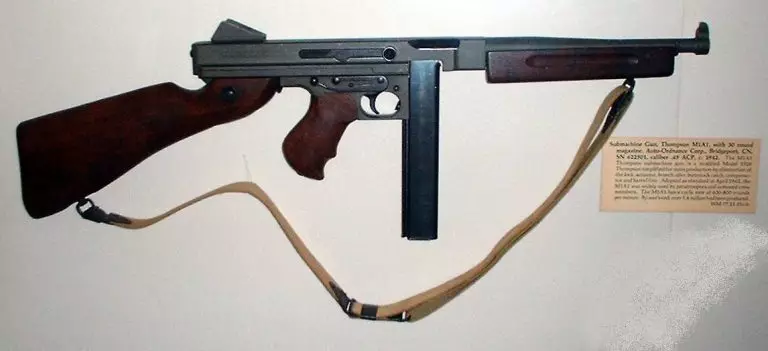 Thompson M1A1.