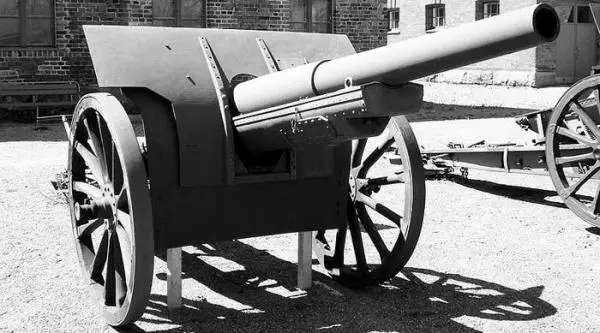 Τροχός κανονιού 107 mm. 1910 γρ.