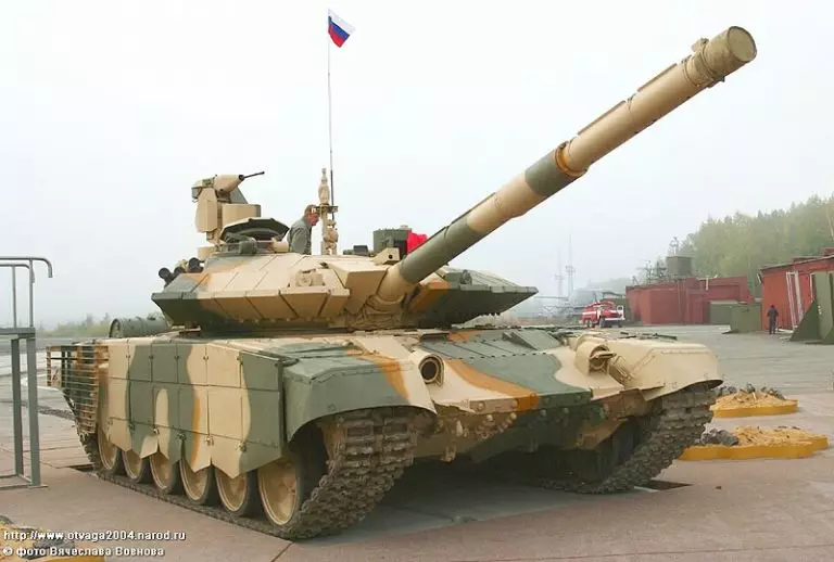 Tangi nyowani neiyo yekare zita - T-90SS Tagil. Rashiya
