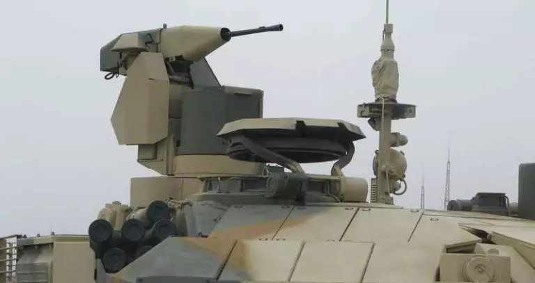 Un nouveau réservoir avec l'ancien titre - Tagil T-90SSS. Russie