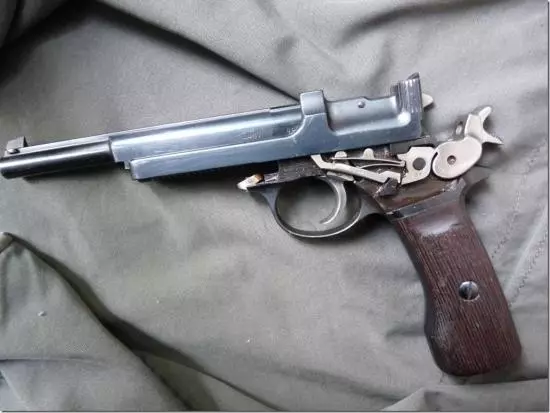 Mannlicher M1901 / M1905 pistoler. Østerrike-Ungarn.