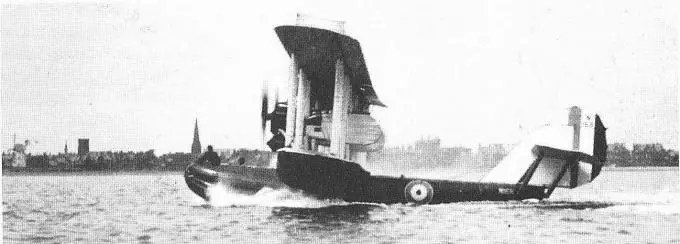 有经验的飞艇 English Electric P. 5 Kingston。英国第 1 部分