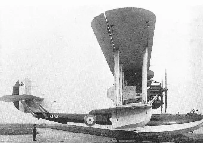 Pieredzējušas lidojošas laivas English Electric P. 5 Kingston. AK 1. daļa